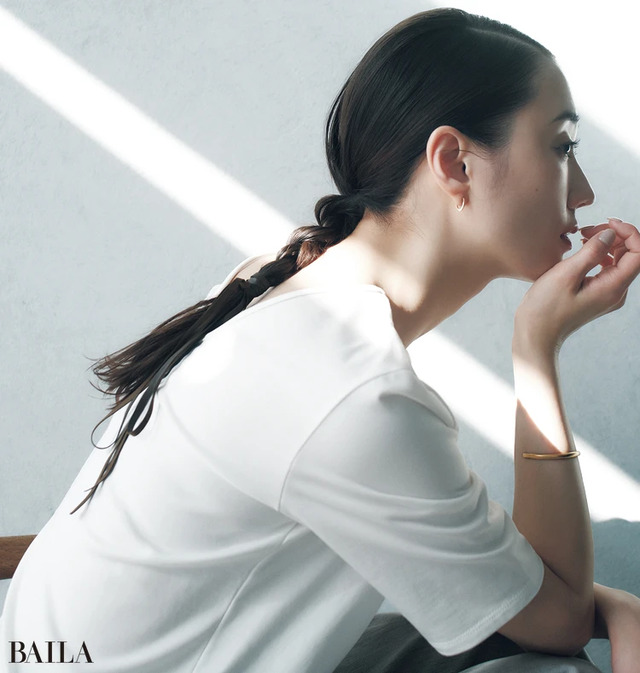 写真 (4枚目) - [ヘアアクセとアレンジのベストバランス]さりげなく大人可愛い！ - LOCARI（ロカリ）