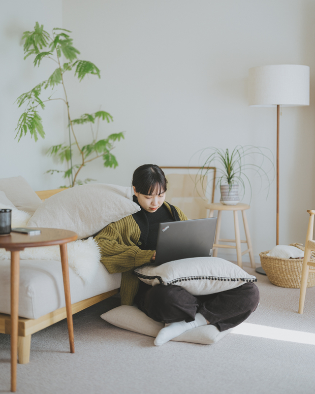 写真 (8枚目) - 二人暮らし×2LDK。お手本にしたい「シンプルインテリア」 [私らしく暮らす] - LOCARI（ロカリ）