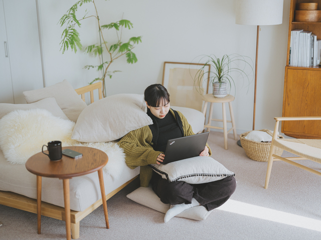 写真 (23枚目) - 二人暮らし×2LDK。お手本にしたい「シンプルインテリア」 [私らしく暮らす] - LOCARI（ロカリ）