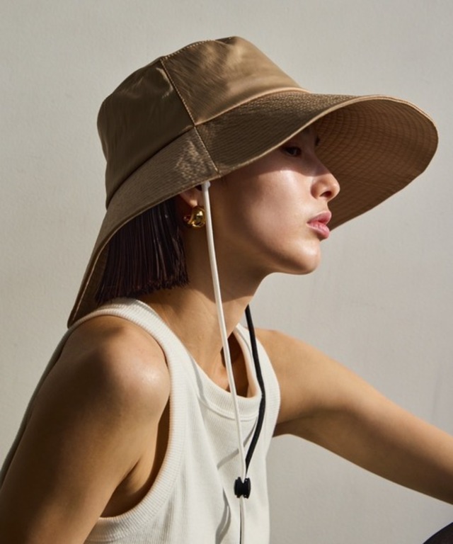 写真 (6枚目) - 「紫外線対策＝おばさん見え」卒業！おしゃれで使えるUVカットアイテム13選 - LOCARI（ロカリ）