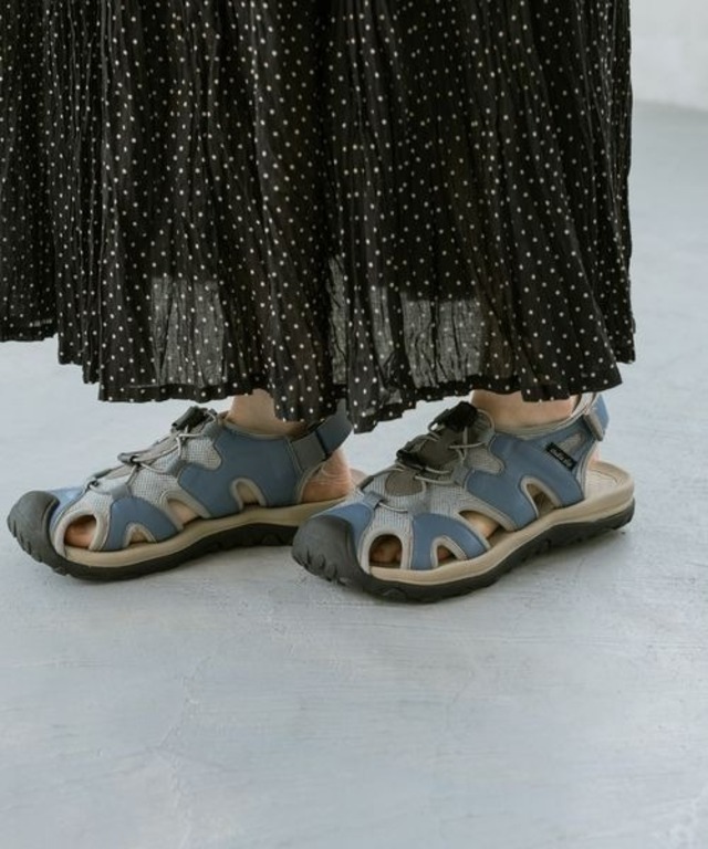 写真 (14枚目) - 【2025最新】スニーカー派必見です！夏の主役“走れる”スニーカーサンダル大特集！ - LOCARI（ロカリ）