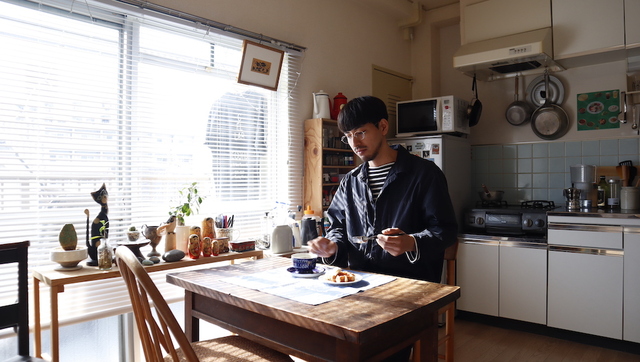 写真 (5枚目) - 築50年、レトロな部屋で、喫茶店のような時間を楽しむ。一人暮らしの1DKインテリア - LOCARI（ロカリ）