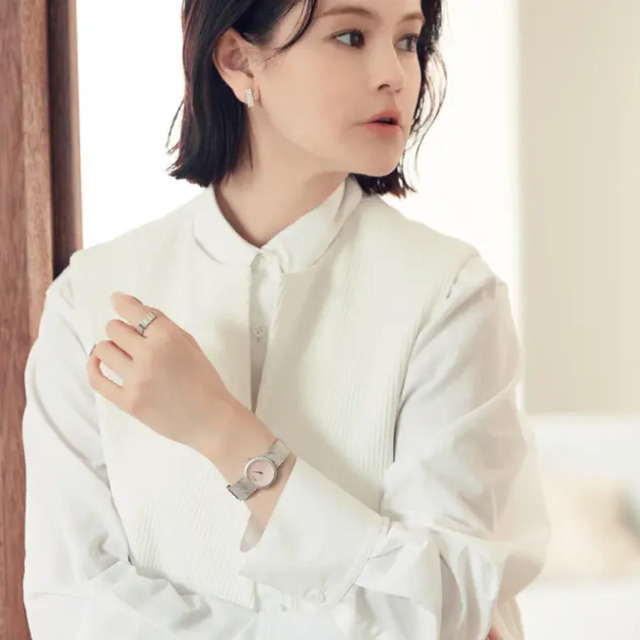 [願いをかなえる相棒ウォッチ]ディオール、ブルガリほか“ジュエリー感覚”で通勤服が華やぐ腕時計6選 - LOCARI（ロカリ）