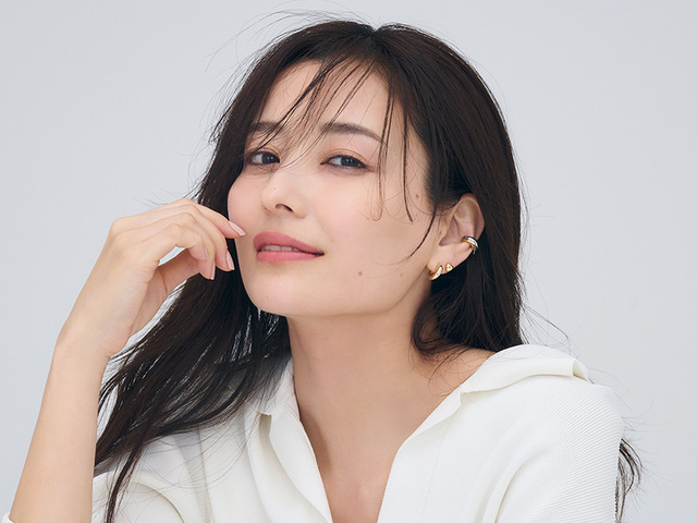 写真 (17枚目) - [ジュエリー最前線]簡単に洒落る「片耳盛り」ブーム到来！重ね方の正解は？ - LOCARI（ロカリ）