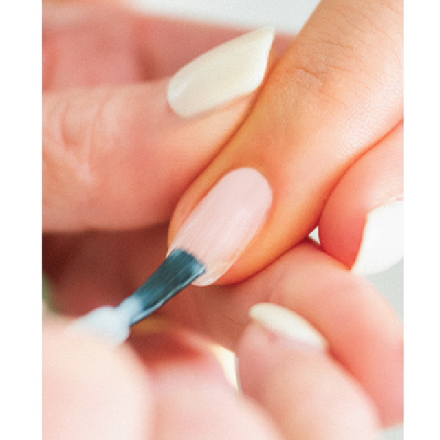 写真 (8枚目) - [垢抜けネイルでNo.1]トレンド！自然と肌に馴染む『血色感カラー』って？ - LOCARI（ロカリ）