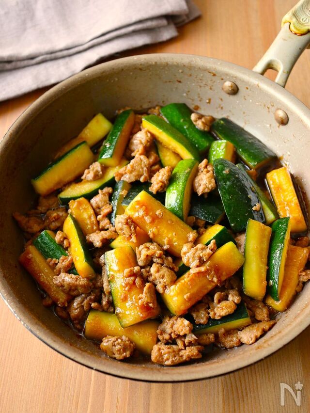 写真 (16枚目) - 疲れている日はコレに限る！お肉たっぷり「簡単ワンパンおかず」16選 - LOCARI（ロカリ）