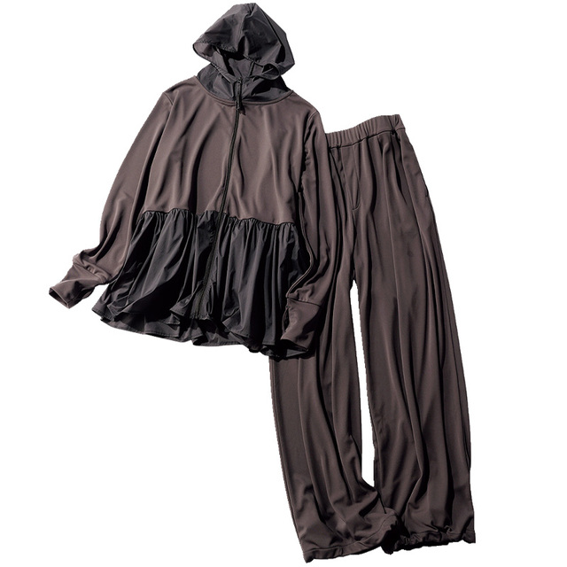 写真 (13枚目) - 2025夏[UV対策オシャレ]最新事情！キレイめ機能服、ガチ日除けグッズetc. - LOCARI（ロカリ）