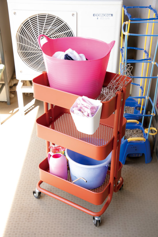 写真 (7枚目) - ベランダがゴチャゴチャ…な人へ。IKEAを足すだけ収納術3選 - LOCARI（ロカリ）