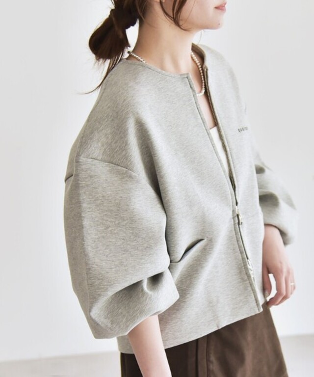 写真 (1枚目) - 【2025秋】羽織るだけで秋顔に！通勤・週末・お出かけのおすすめ軽アウター - LOCARI（ロカリ）
