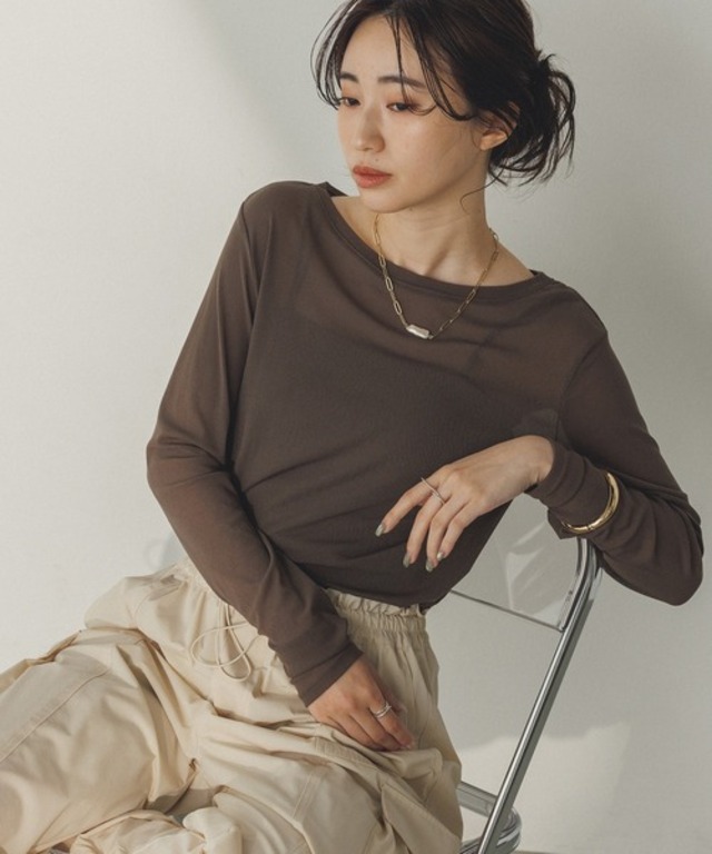 秋から真冬までロングラン！抜け感をつくる“大人のシアーロンT”特集 - LOCARI（ロカリ）