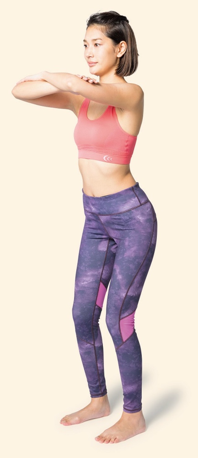 写真 (3枚目) - 冬はヒップが垂れやすい!? たった5分の“体幹トレ”で代謝UP! - - LOCARI（ロカリ）