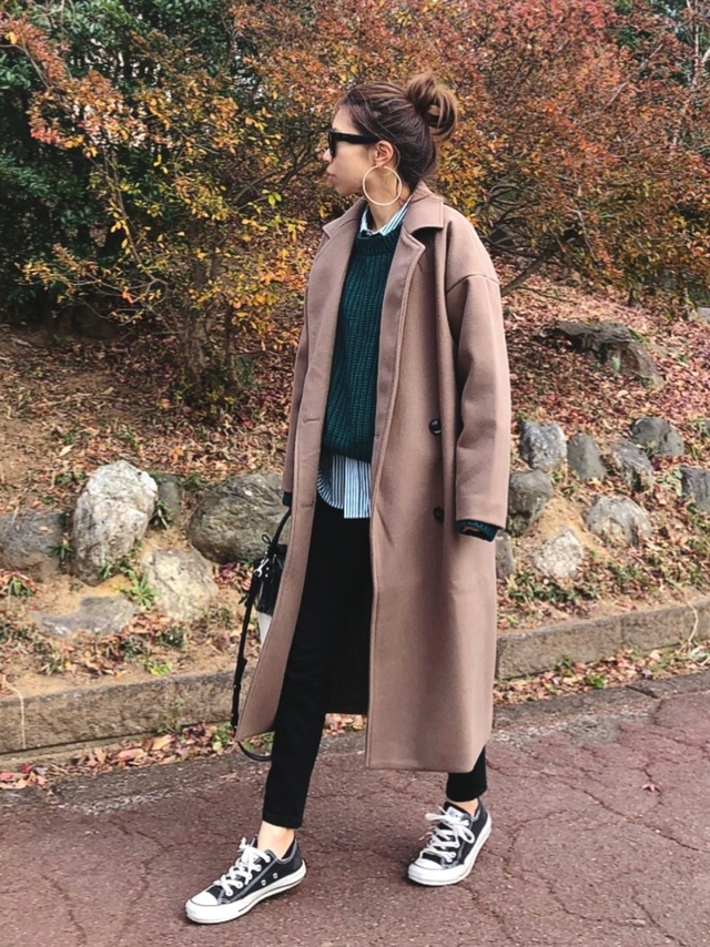 写真 (3枚目) - “黒スキニー×スニーカー”で作る♡冬の楽カワお出かけコーデSNAP - LOCARI（ロカリ）