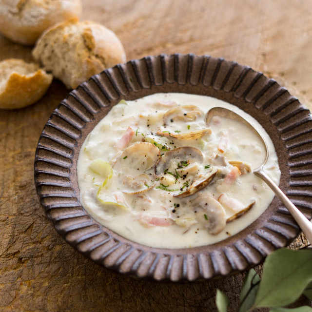 写真 (2枚目) - [365日のパンとスープ]ジンジャークラムチャウダー - LOCARI（ロカリ）