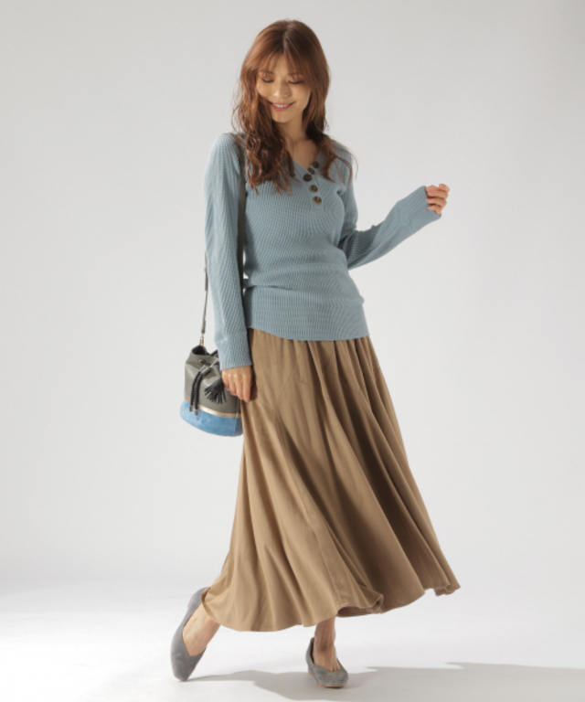 写真 (12枚目) - 冬セールの狙い目！春まで使える「くすみカラートップス」をGETしよう - LOCARI（ロカリ）