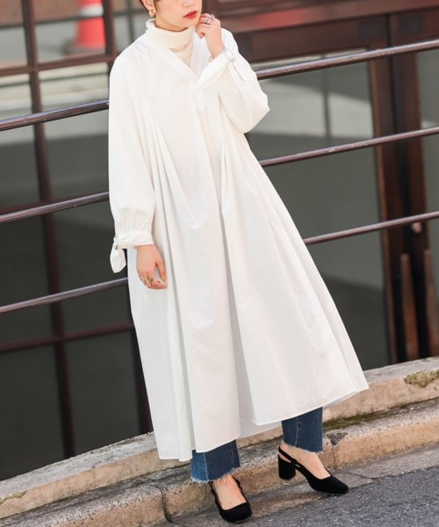 写真 (11枚目) - 大人女子にぴったりな冬の映えカラーNo.1！「白のワンピース」特集♡ - LOCARI（ロカリ）