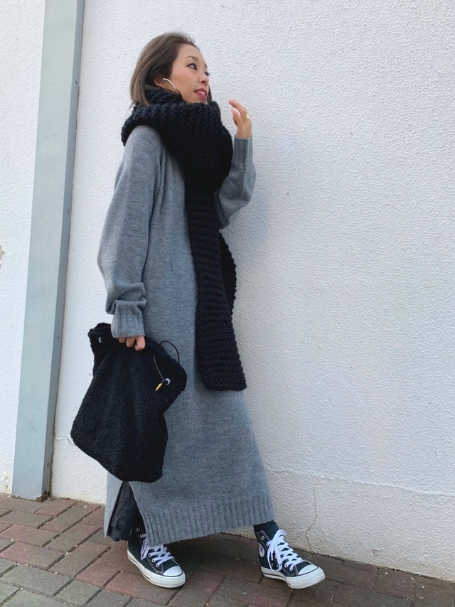写真 (15枚目) - 冬本番を乗り切る！「“マフラー・ストール”ぐるぐる巻きコーデSNAP」 - LOCARI（ロカリ）