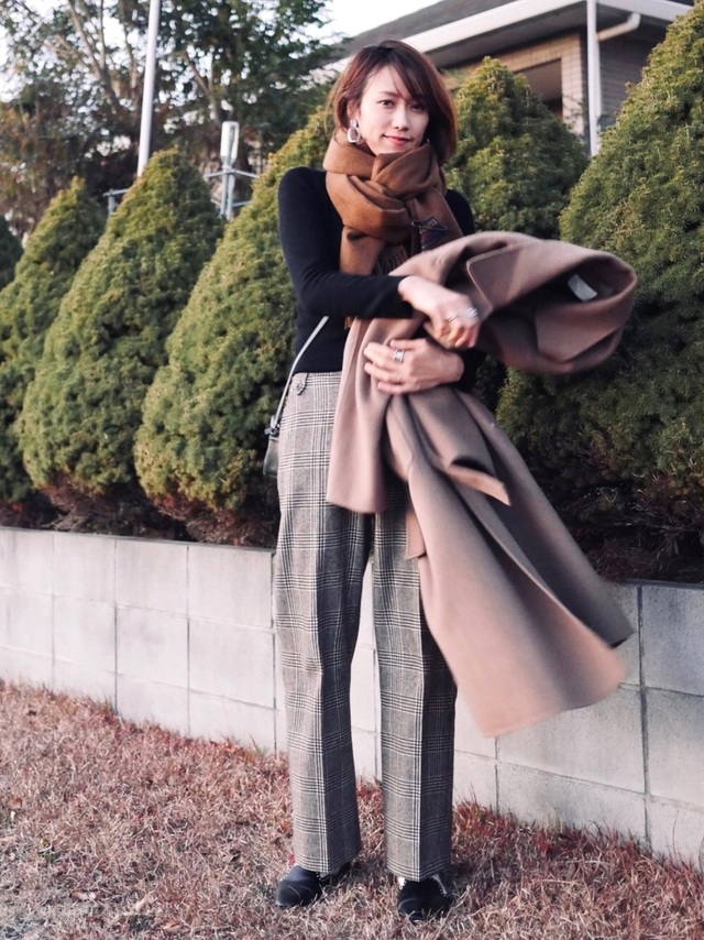 写真 (12枚目) - 冬本番を乗り切る！「“マフラー・ストール”ぐるぐる巻きコーデSNAP」 - LOCARI（ロカリ）