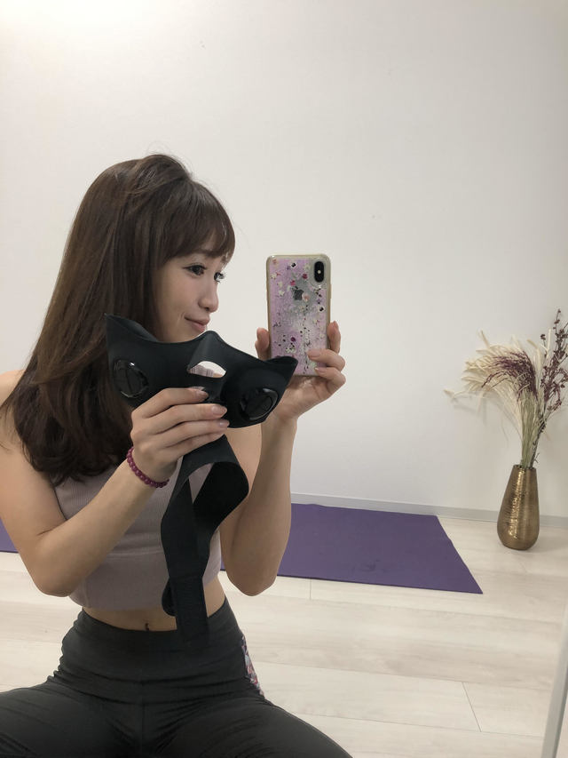 写真 (8枚目) - 最長4カ月待ちの大人気♡入手困難な「噂の黒マスク」を徹底検証！ - LOCARI（ロカリ） - LOCARI（ロカリ）