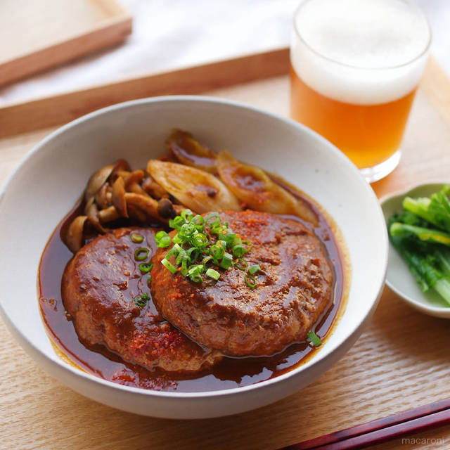 写真 (8枚目) - ふっくらジューシー！macaroni動画「絶品ハンバーグ」レシピ集 - - LOCARI（ロカリ）