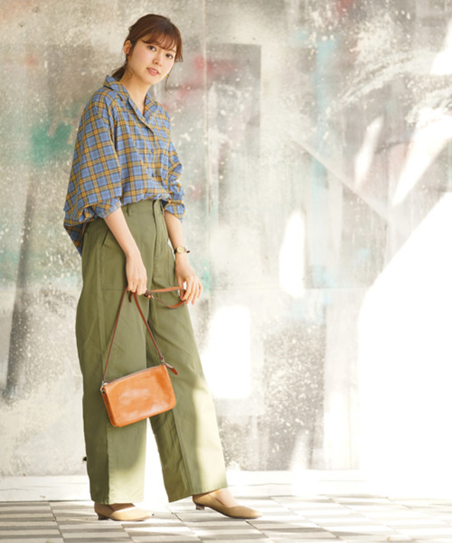 写真 (4枚目) - 5,000円以下でGET♡「プチプラボトムス」で作るトレンドコーデ！ - LOCARI（ロカリ）