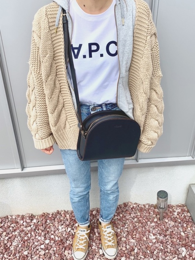 写真 (6枚目) - 後悔などあるはずがない！今買って、ずーっと使える♡2大「ロゴT」 - LOCARI（ロカリ）