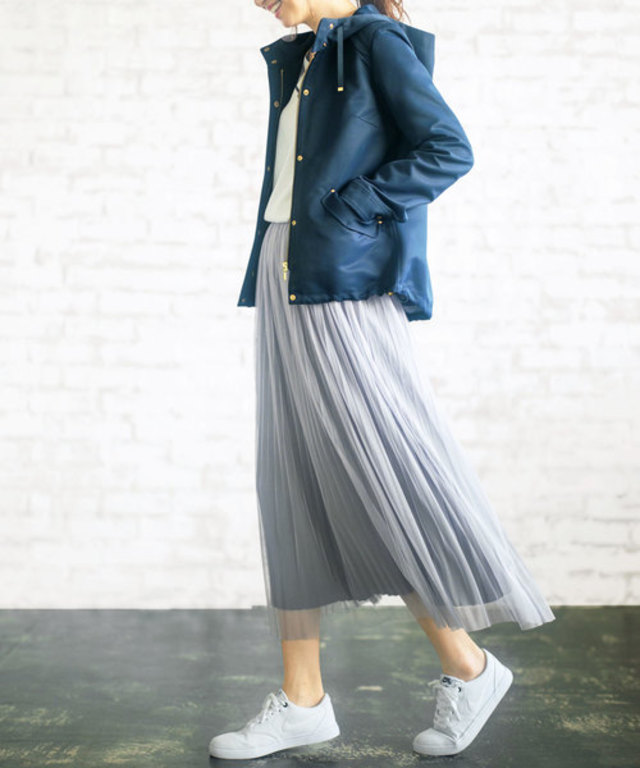 写真 (14枚目) - テイストMIXコーデが旬♪マウンテンパーカー×スカートで大人可愛いコーデに♡ - - LOCARI（ロカリ）