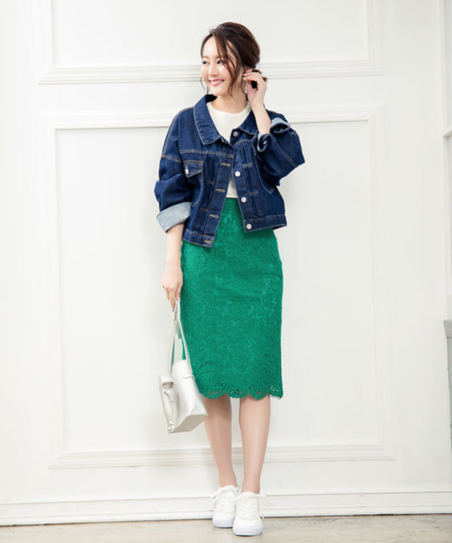 写真 (13枚目) - オンオフ使える「レースタイトスカート」♪優秀アイテムの着回し術をチェック - LOCARI（ロカリ）