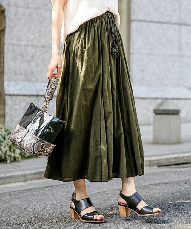 写真 (1枚目) - WEB限定に掘り出し物がザクザク！レプシィム「プチプラ最旬アイテム」今絶対買い！2TOP - LOCARI（ロカリ）