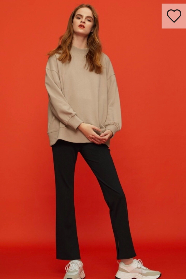 写真 (2枚目) - [GU]大人気のオーバーサイズスウェットが1490円に値下げ！？売り切れ前に急いで！ - - LOCARI（ロカリ）