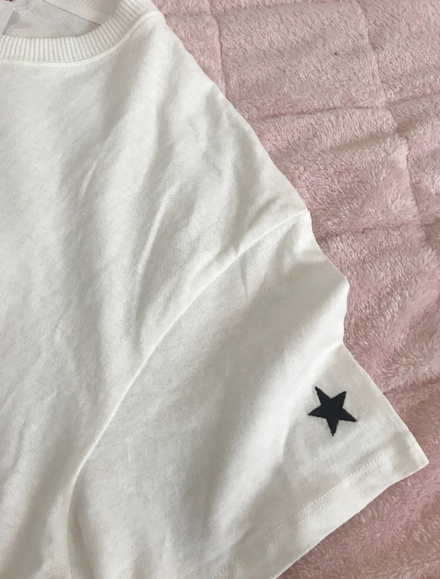 写真 (2枚目) - [しまむら]コンバースのロゴTがまさかの1900円！？ - LOCARI（ロカリ） - LOCARI（ロカリ）