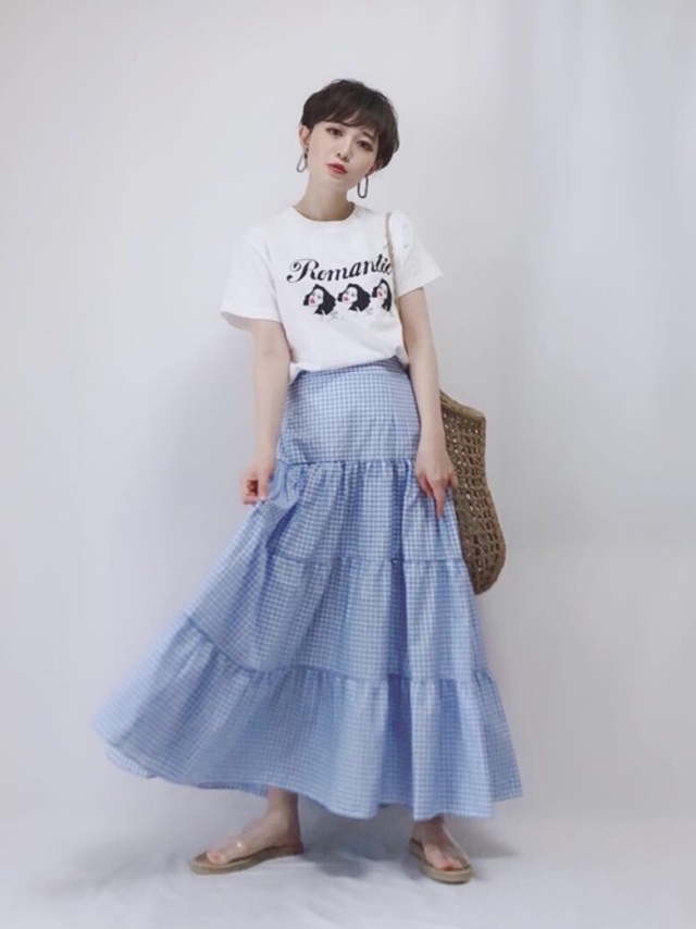 写真 (9枚目) - チラ見せVSしっかり見せ♡色アイテムはこう着こなすのが正解！ - LOCARI（ロカリ） - LOCARI（ロカリ）