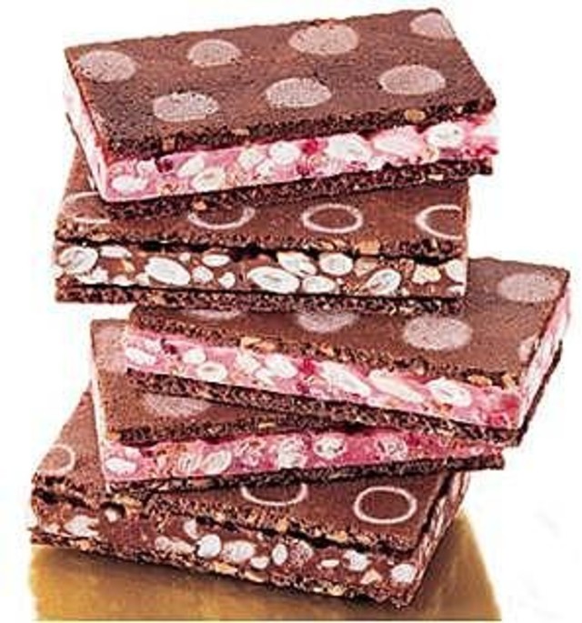 写真 (2枚目) - GWの手土産は「2,000円以下でハズさない！」大丸東京に登場した最旬スイーツBEST6 - LOCARI（ロカリ）