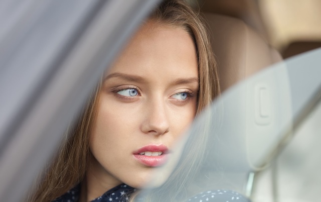 写真 (3枚目) - え？これも？実年齢より老けてみられる「悪習慣」8つ - LOCARI（ロカリ）