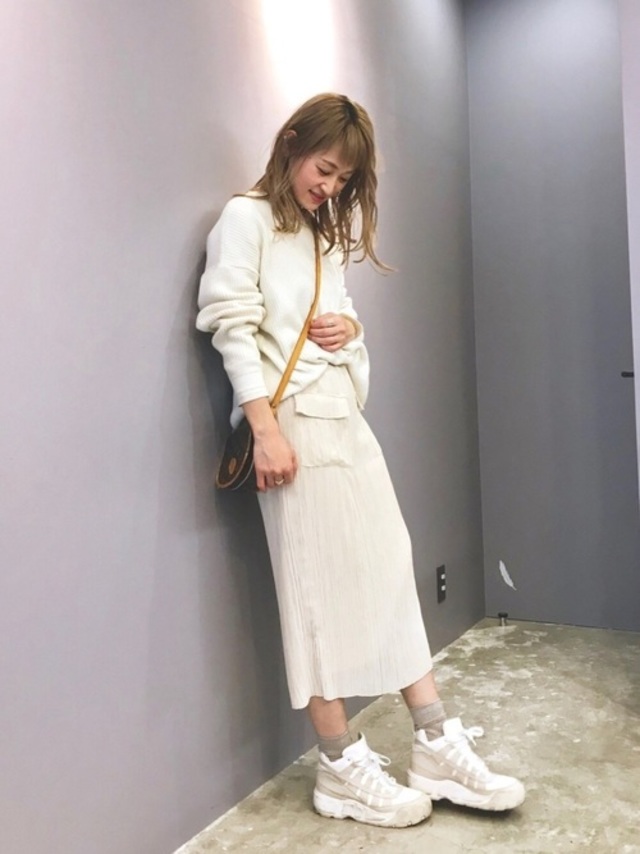 写真 (15枚目) - [ユニクロ・GU・ZARA]今大人女子コーデに使いたい♪ホワイトアイテム集 - LOCARI（ロカリ）