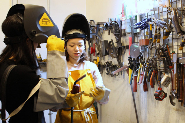 写真 (15枚目) - 「こんなデート初めて！」おしゃれな家具をDIYできる、中目黒の溶接ショップが楽しい～！ - LOCARI（ロカリ）