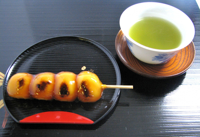 写真 (3枚目) - 自宅にお客を招くときのお茶の出し方・マナーの超基本／日本茶の基本 vol.10 - LOCARI（ロカリ）