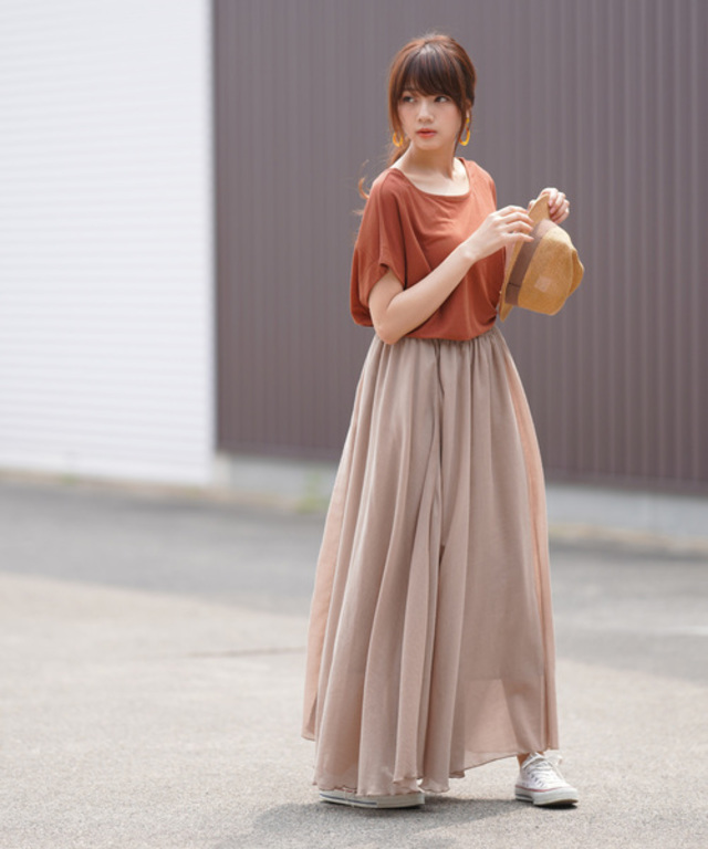 写真 (1枚目) - [5000円以下]毎日着たいからプチプラでGET！マキシスカートで作る夏スタイル - LOCARI（ロカリ）