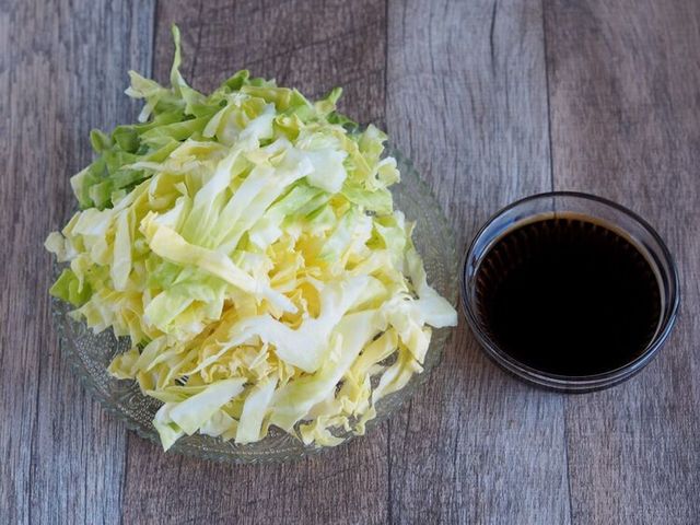 写真 (2枚目) - [漬けるだけでラクうま！]食べるドレッシング「キャベツ × ポン酢」vol.6 - LOCARI（ロカリ）