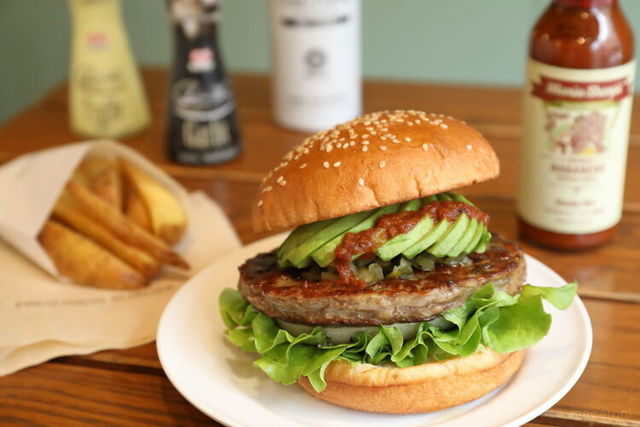 写真 (8枚目) - macaroni女子が提案！フレッシュネスバーガーのおいしい食べ方 - - LOCARI（ロカリ）