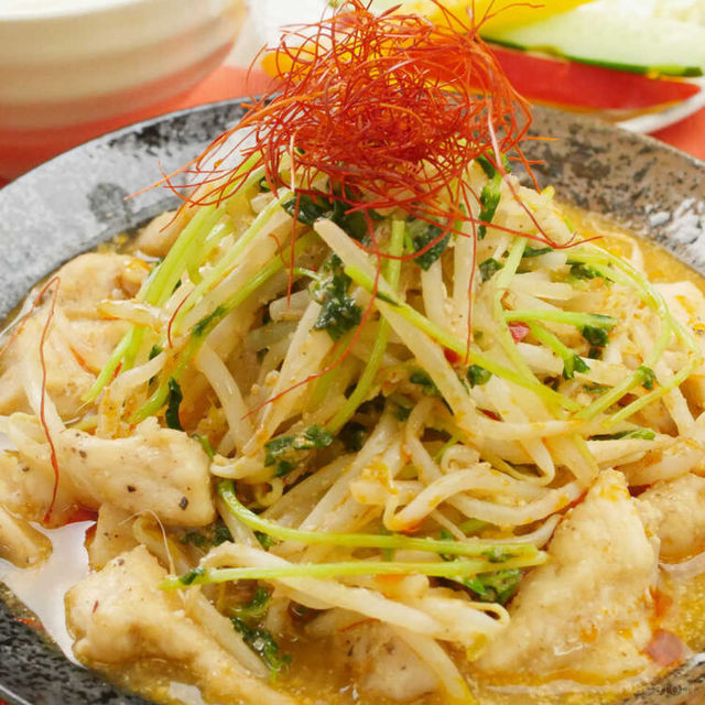 写真 (9枚目) - 蒸しも煮も炒めも！調理法別「鶏むね肉」の人気レシピ30選 - LOCARI（ロカリ） - LOCARI（ロカリ）