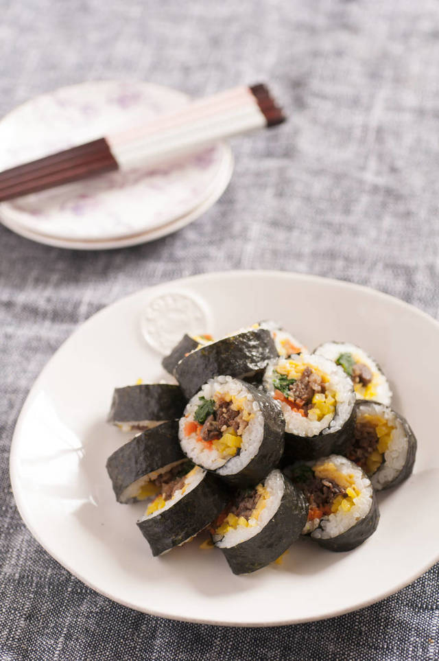 写真 (21枚目) - 今夜はお肉！食べごたえたっぷり「牛肉レシピ」25選 - LOCARI（ロカリ） - LOCARI（ロカリ）