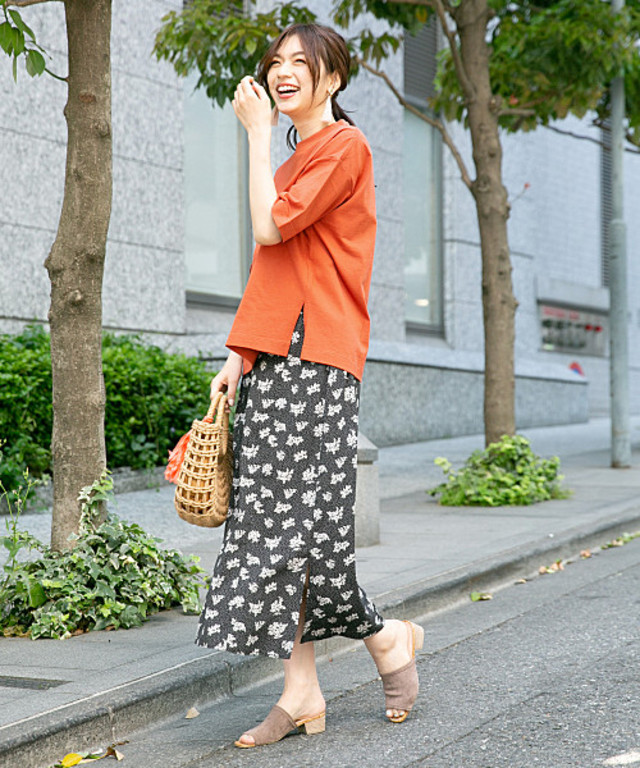 写真 (1枚目) - グローバルワークの「技ありトップス」が神！体型もUVも完璧カバー♡最旬着回しコーデ5選 - - LOCARI（ロカリ）