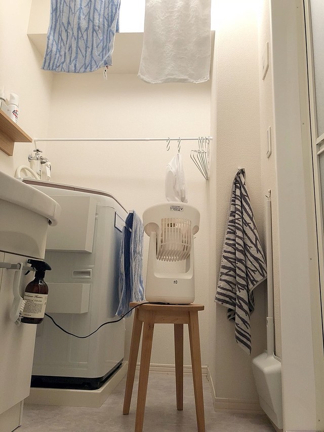 写真 (1枚目) - "ついで"小掃除でキレイがずっと続く！すぐ取れる＆使いやすい「すきま収納」便利グッズまとめ - LOCARI（ロカリ）