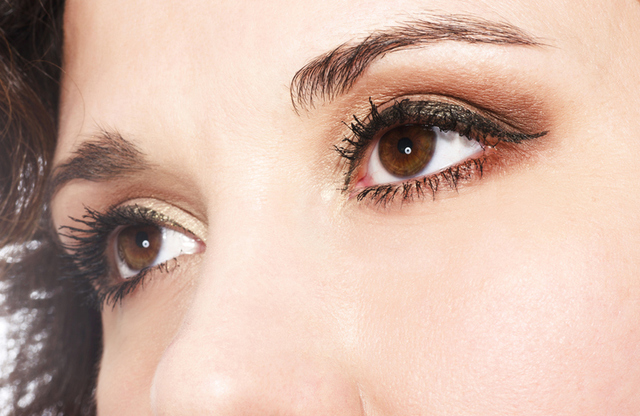 写真 (2枚目) - それって20代前半まで…!? アラサーは避けたい「NG流行メイク」 #19 - - LOCARI（ロカリ）