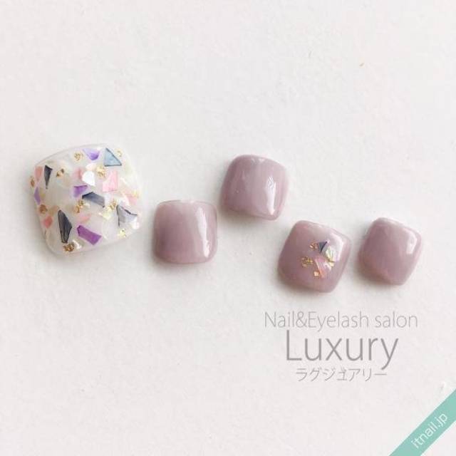 写真 (13枚目) - サンダルの季節到来！人気のフットネイル特集2019 - LOCARI（ロカリ）