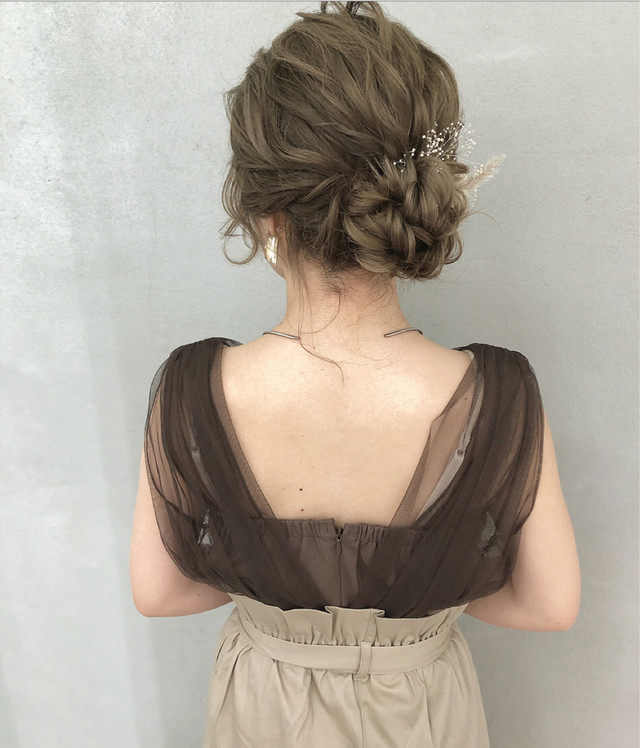 写真 (8枚目) - 首回りすっきりが色っぽい♡夏にぴったり大人女子のアップスタイル8 - - LOCARI（ロカリ）