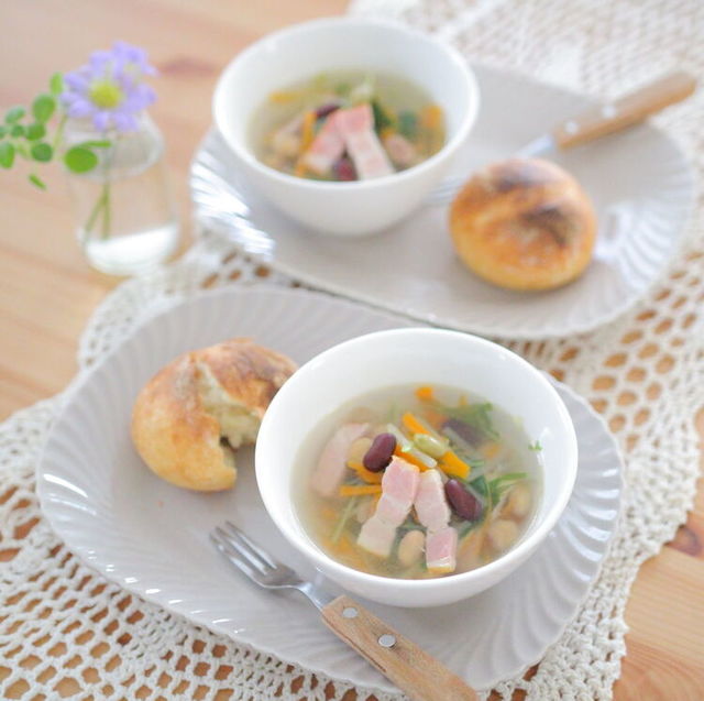 写真 (2枚目) - [365日のパンとスープ]水菜と大豆の和風スープ - LOCARI（ロカリ）