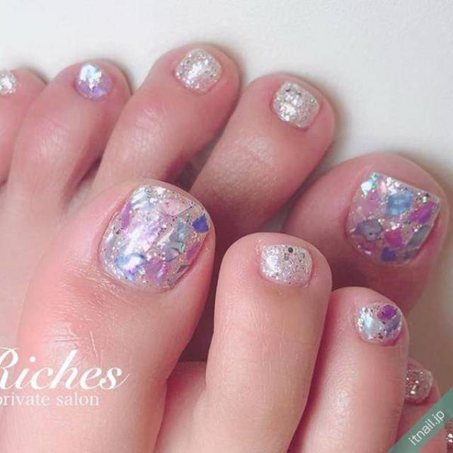 写真 (2枚目) - 足元から夏ぜんかい！季節感ばっちりなフットネイル×6 - LOCARI（ロカリ）