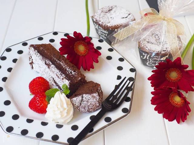 写真 (31枚目) - おかずやお菓子も！「卵白」消費のための人気レシピ35選 - LOCARI（ロカリ） - LOCARI（ロカリ）