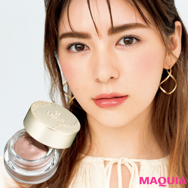 写真 (1枚目) - ベスコス受賞のお墨付き！ 傑作アイカラーで作る濡れツヤブラウンEYE - LOCARI（ロカリ）